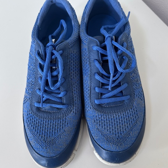 Ecco | Shoes | Ecco Blue Athletic Sneakers Sz 39 | Poshmark